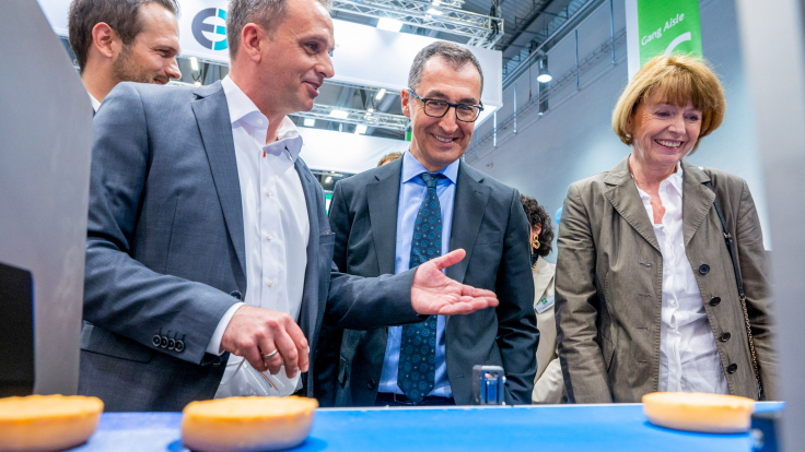 Anuga FoodTec 2022 – ZWEILUX